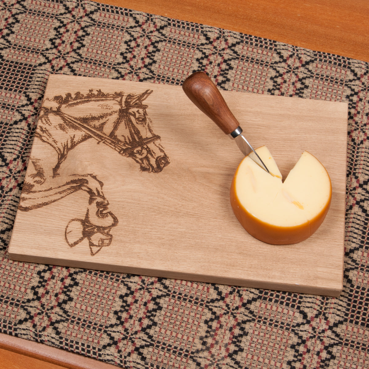 Hunter Jumper Engraved Oak Serving Board — Horse and Hound Gallery